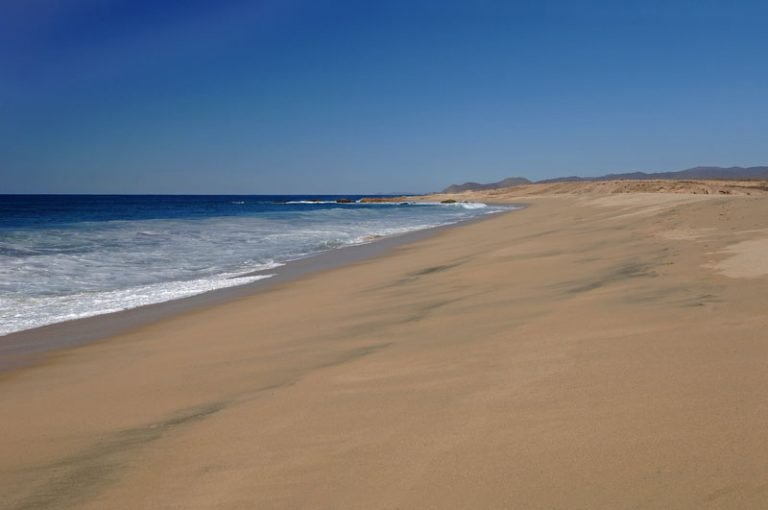 Playa Migriño - Cabo San Lucas Beaches