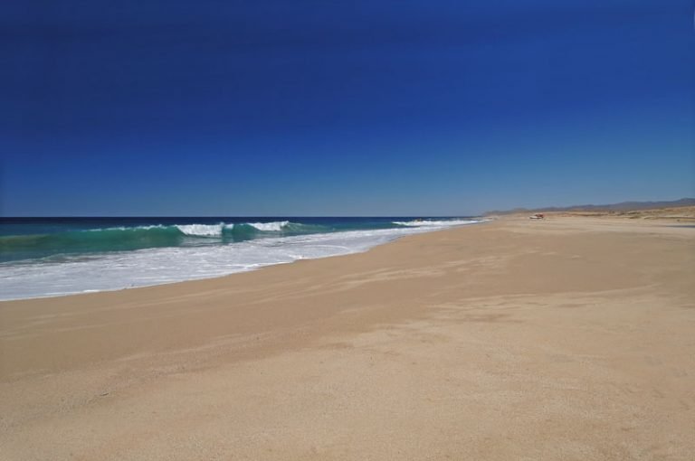 Playa Migriño - Cabo San Lucas Beaches
